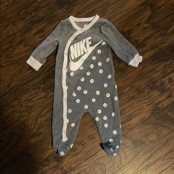 Nike | One Pieces | Nike Smiles Gray Kids Footed Onesie | Poshmark